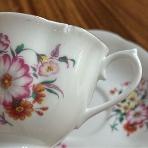 Kitchen | Vintage Royal Albert Bone China Teacup Saucer Floral Pattern ...